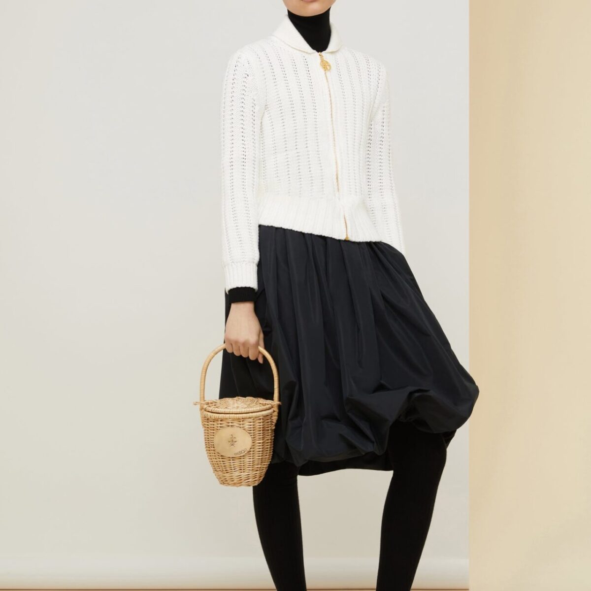 Woven bucket bag | Coveti